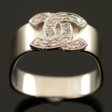 18K White Gold Chanel Logo Ring